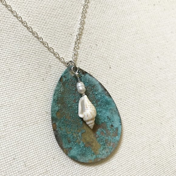 A'Luring Jewelry | Jewelry | Lure Necklace White Shell Pearl Mermaid ...
